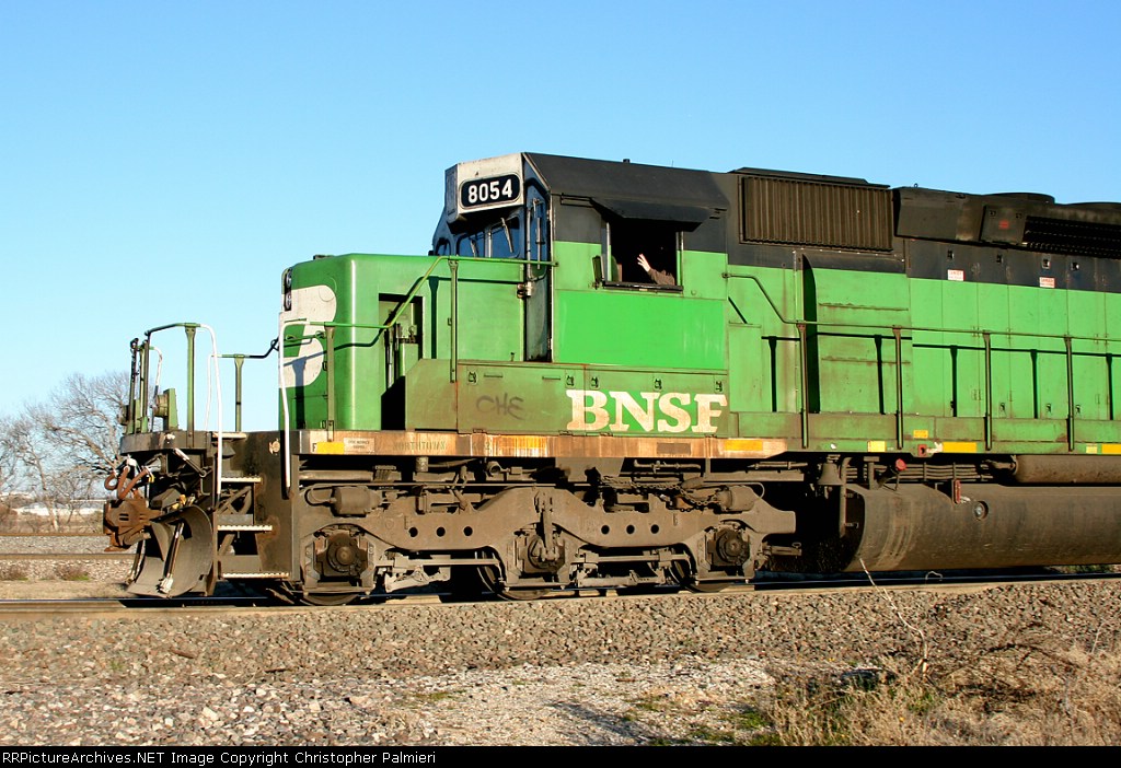 BNSF 8054